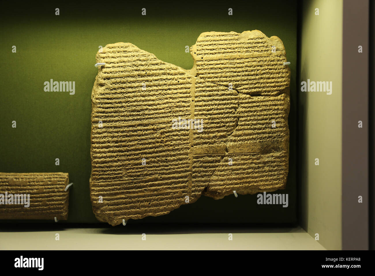 Mesopotamia. Autobiography of Ashurbanipal, 668 BC. Library at Nineveh ...