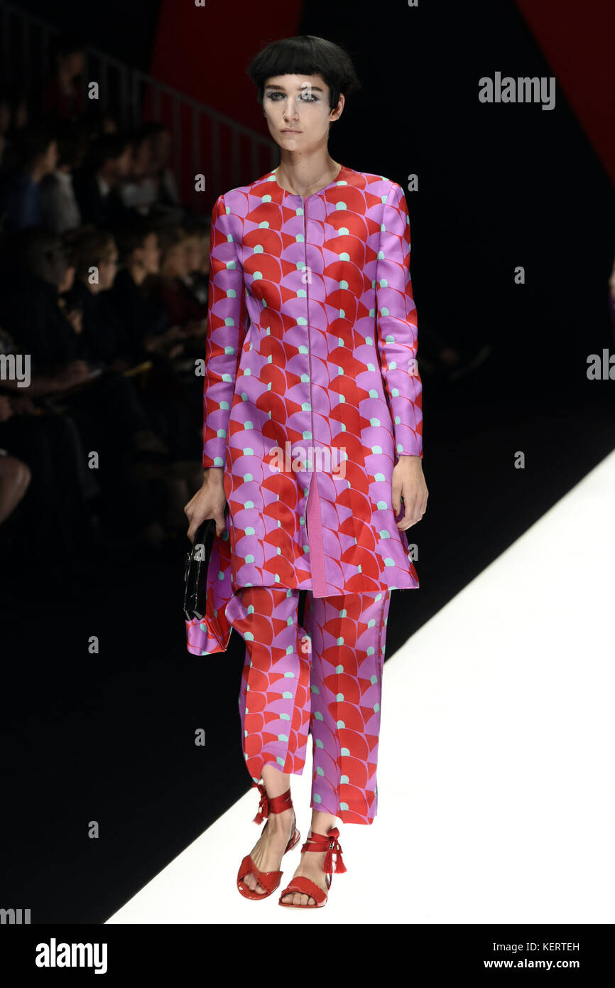 A model on the catwalk at the Giorgio Armani show during Milan Fashion ...