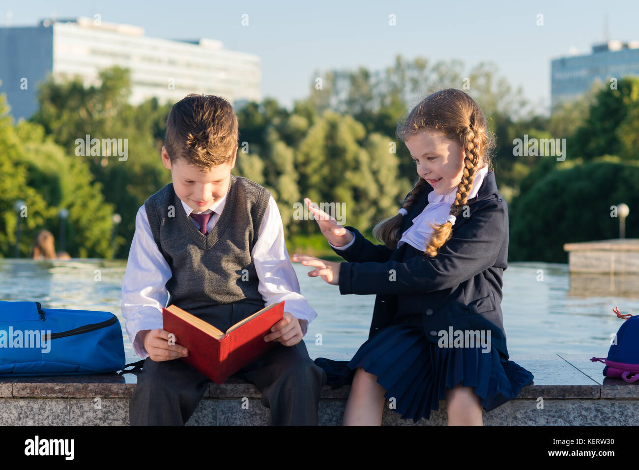 Friend distracting student hi-res stock photography and images - Alamy