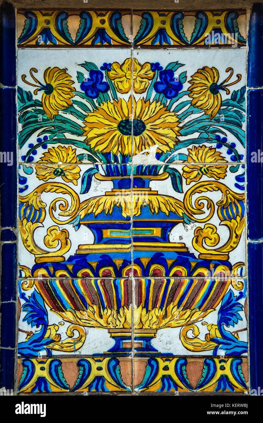Ornamental ceramic tiles hi-res stock photography and images - Alamy