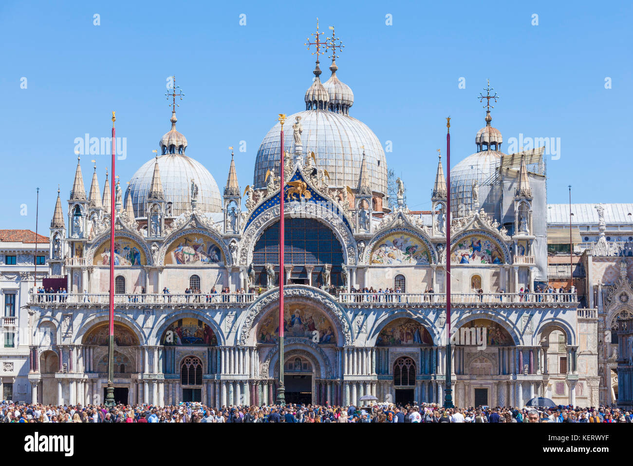VENICE ITALY VENICE Tourists visiting the roof terrace balcony of Saint ...