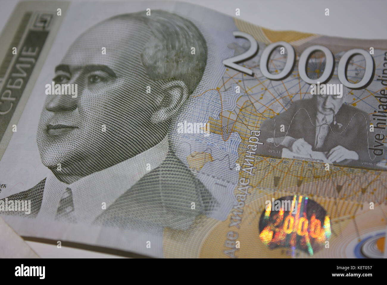 Banknote of 2000 Serbian dinars (RSD Stock Photo - Alamy