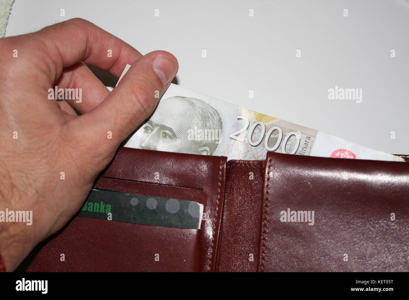 Banknote of 2000 Serbian dinars (RSD Stock Photo - Alamy