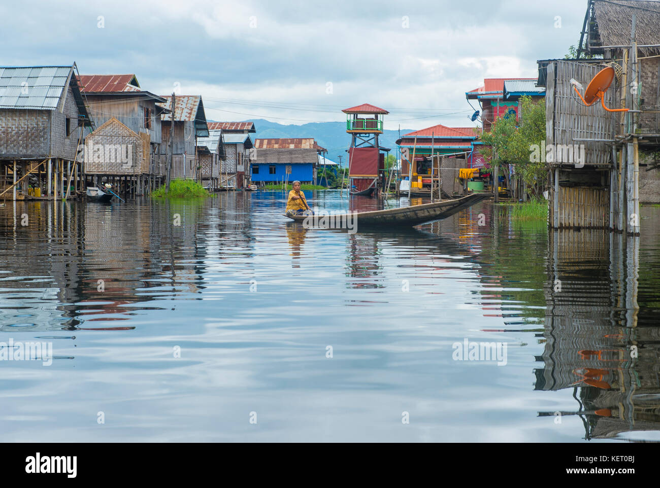 Traditional wooden stilt houses in Inle lake Myanmar Stock Photo - Alamy
