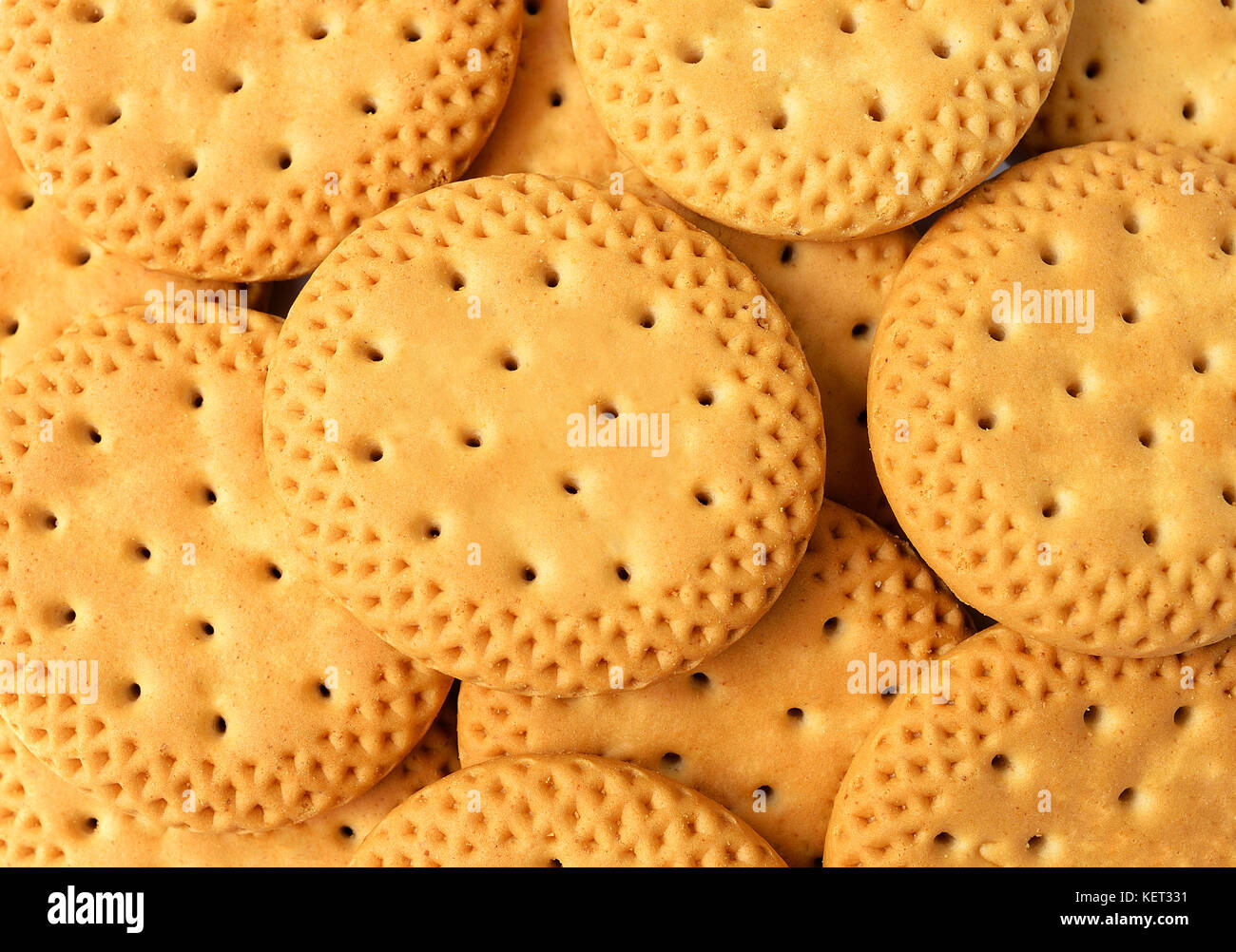 close up group of crackers background, Round crackers as background ...