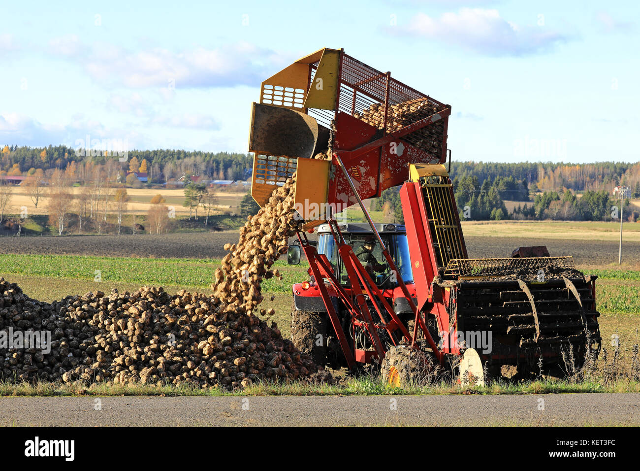 Emptying time hi-res stock photography and images - Alamy