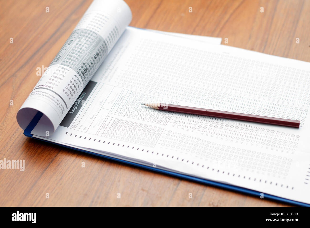 Standardized test answer sheet hi-res stock photography and images - Alamy