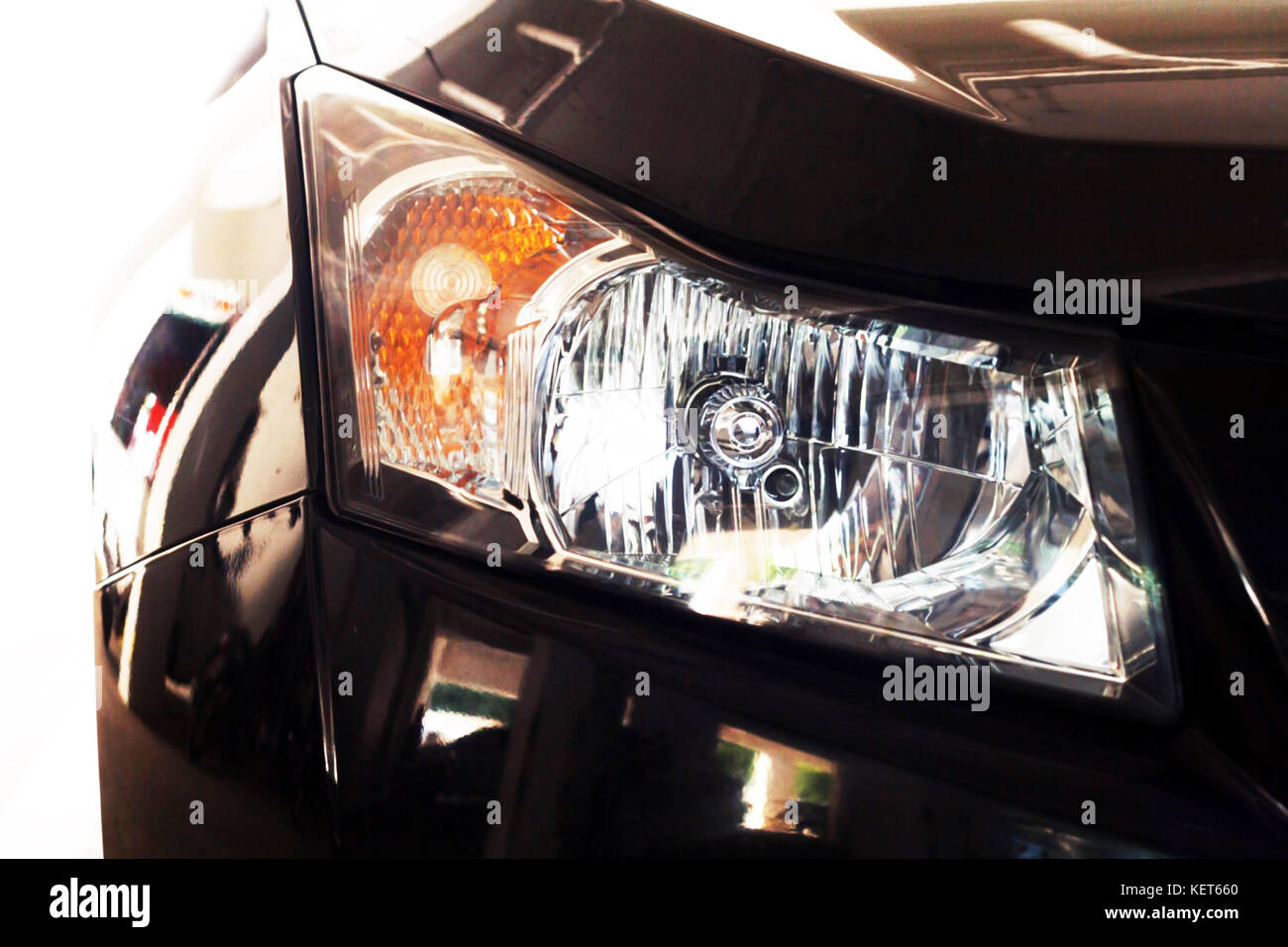 blurry and close up the headlights of cars Stock Photo - Alamy