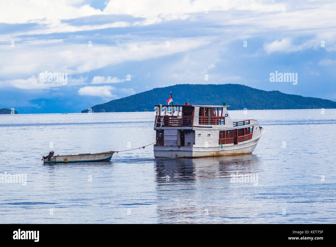 Raja ampat islands and boat hi-res stock photography and images - Alamy