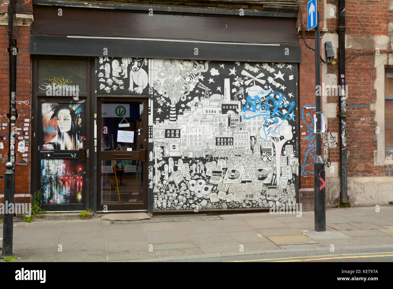 Graffiti covered shutters hi-res stock photography and images - Alamy