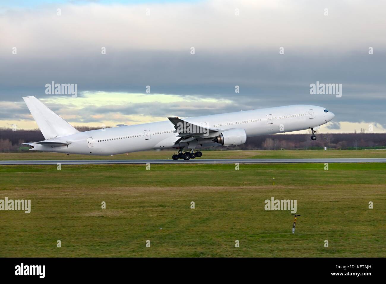 Plane Taking Off Stock Photo - Alamy