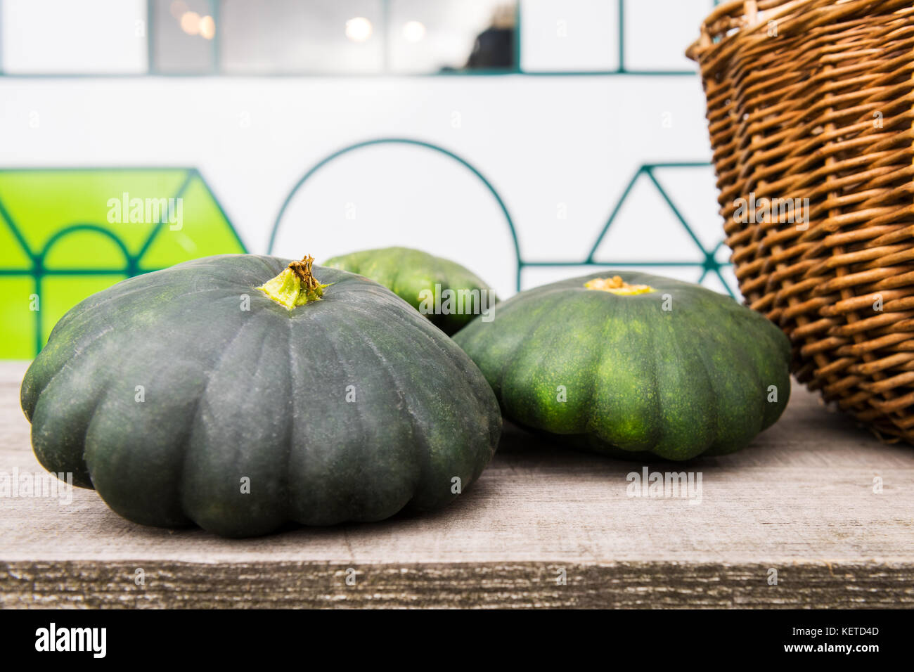 Green Patty pan Squash displayed during farmers market. Fresh bio Patty ...
