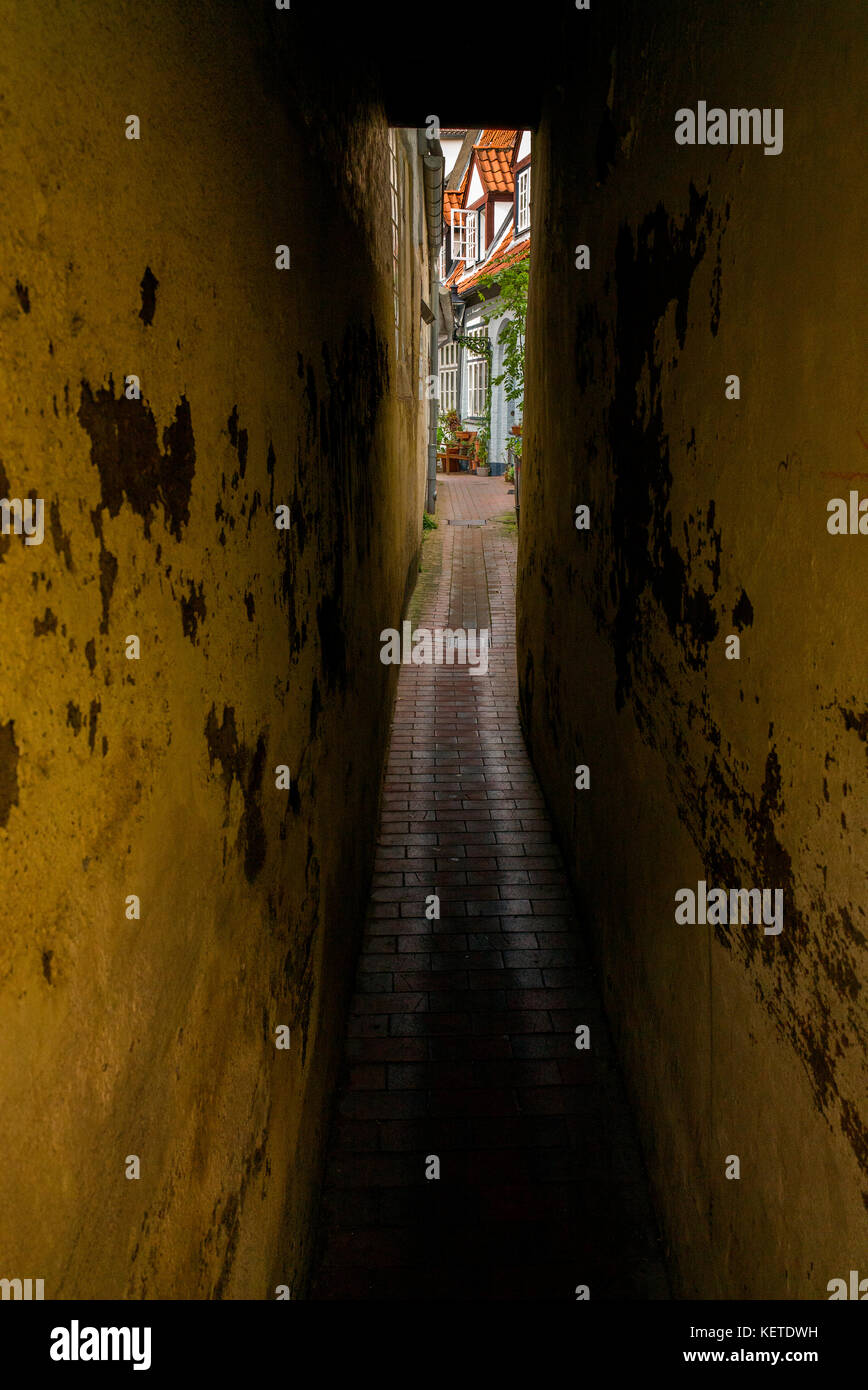 Extremely narrow passage hi-res stock photography and images - Alamy