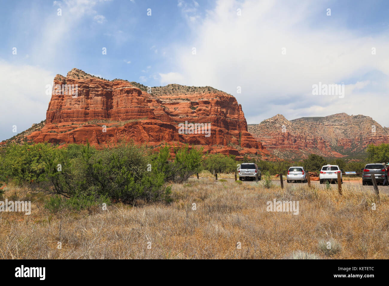 Sedona Verde Valley Red Rock National Monument seen from a parking area ...