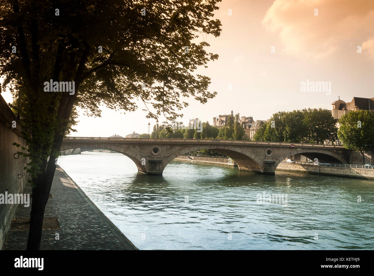 Pont Louis Philippe, Seine River, Paris, France Stock Photo - Alamy
