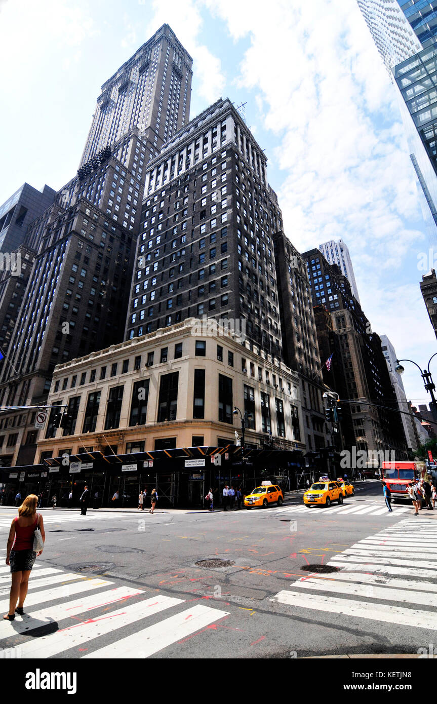 42nd street madison avenue hi-res stock photography and images - Alamy