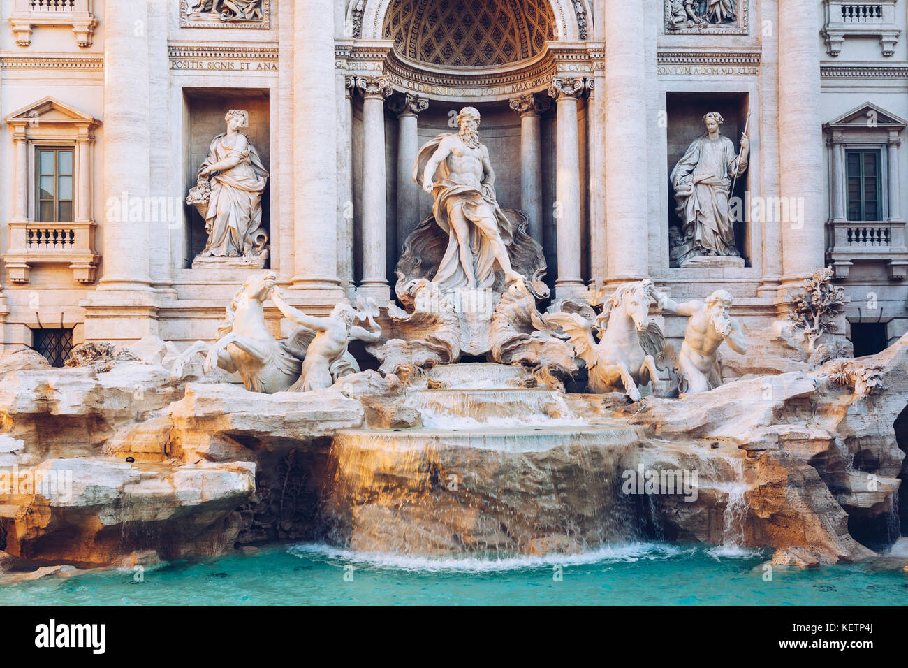 Trevi fountain at sunrise, Rome, Italy. Rome baroque architecture and ...