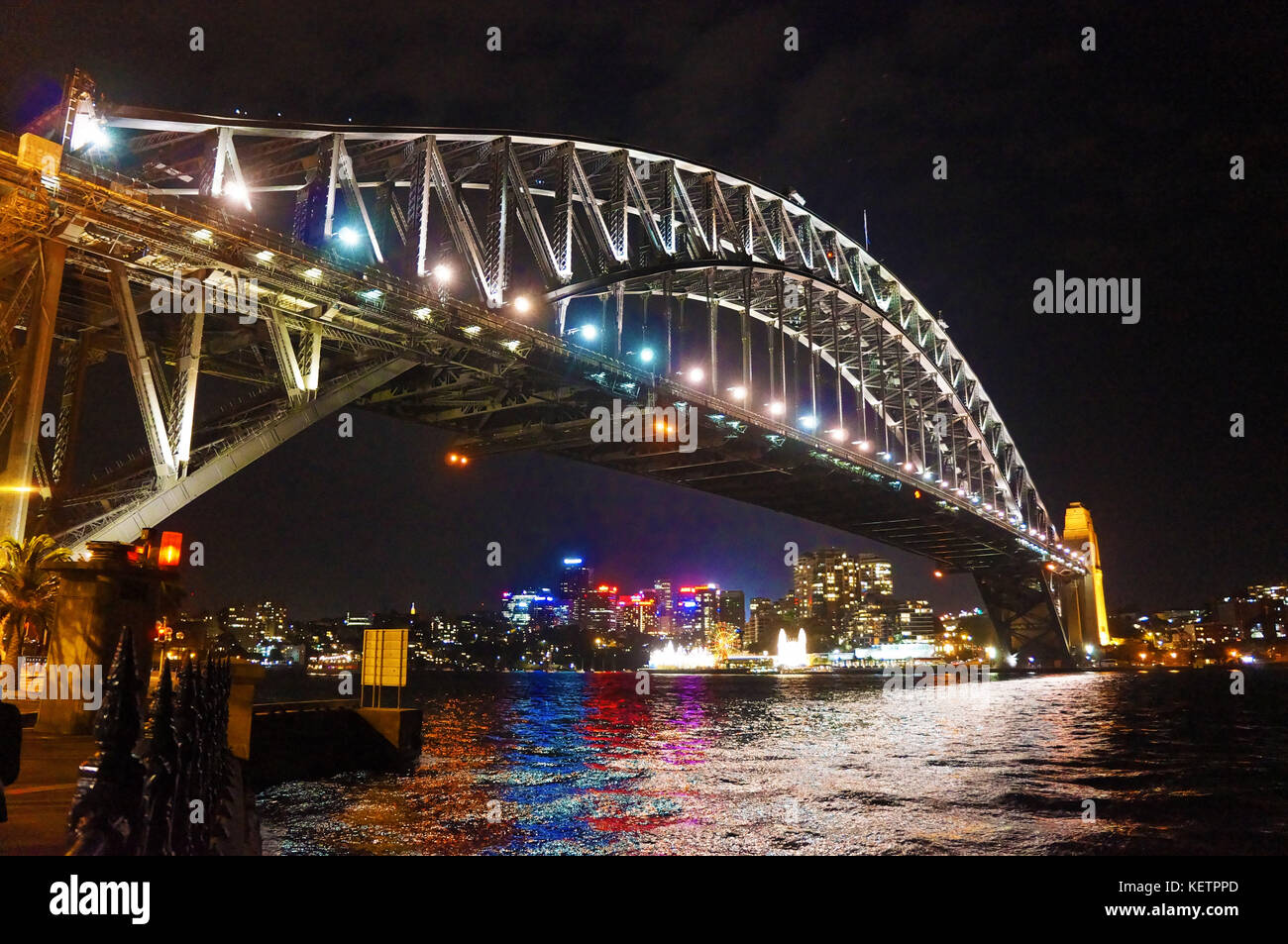 Sydney opera house bridge evening hi-res stock photography and images ...