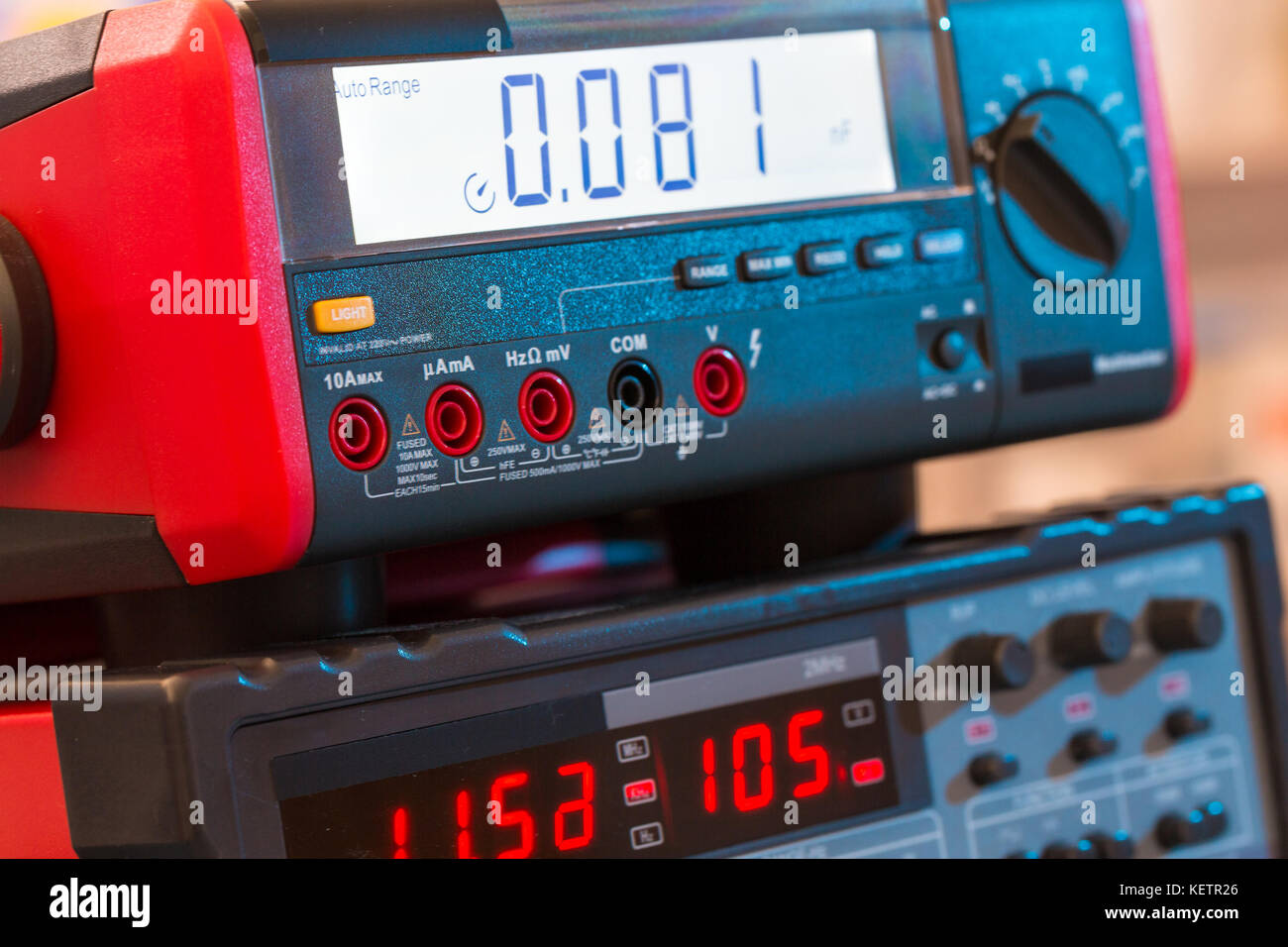 Electronic device for measuring electrical signals Stock Photo - Alamy