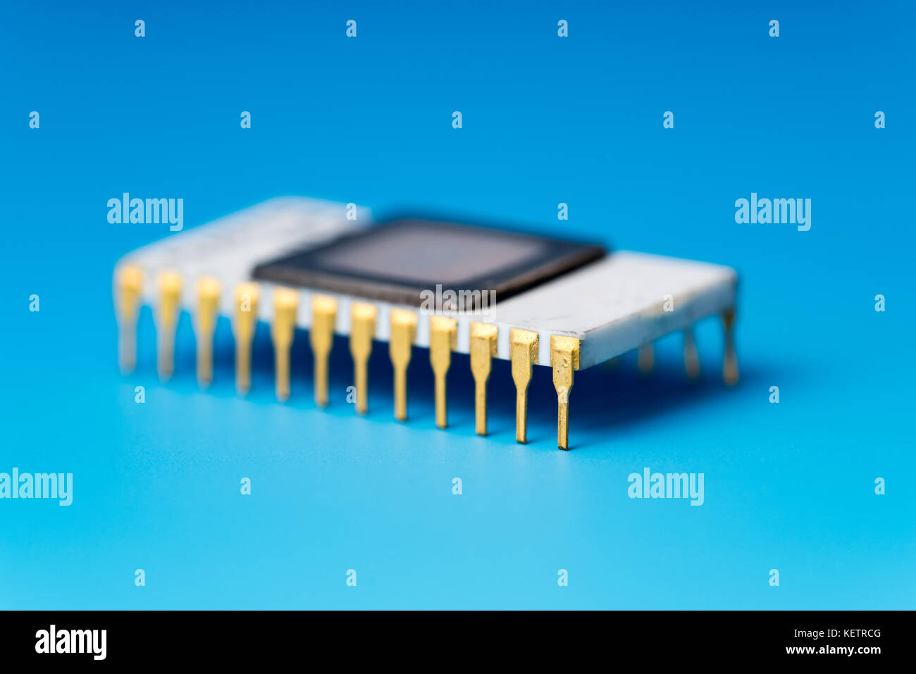 Microprocessor chip silicon hi-res stock photography and images - Alamy Microprocessor chip silicon hi-res stock photography and images - Alamy