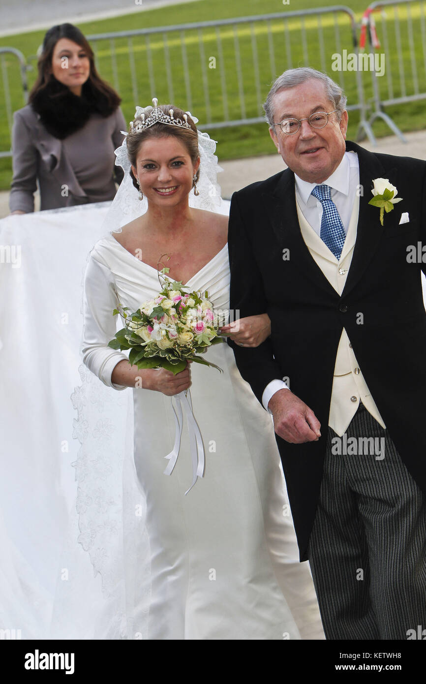 BRUSSELS, BELGIUM - NOVEMBER 20: Bernardo Guillermo and partner Eva ...