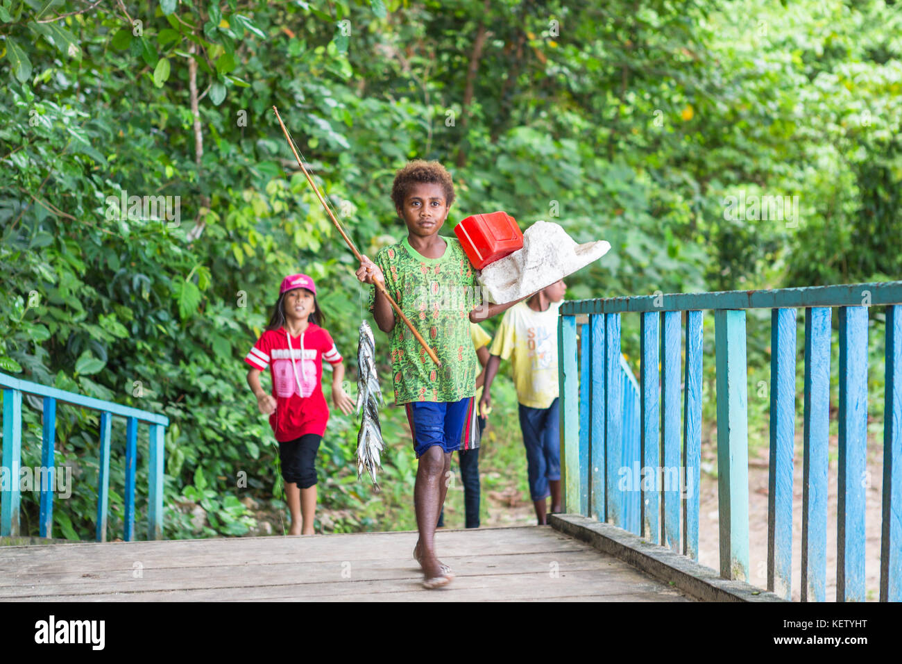 Fishing indonesia child hi-res stock photography and images - Alamy