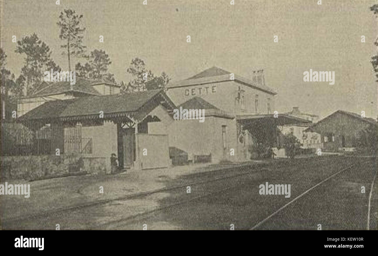 Cete Railway Station Occidente 1905 Stock Photo - Alamy