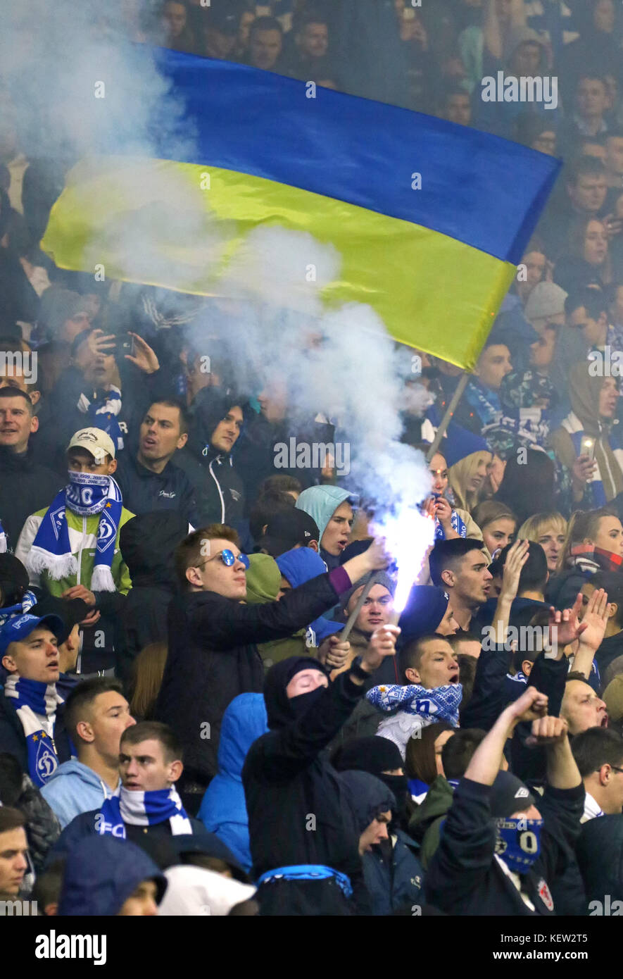 Kiev, Ukraine. 22nd October, 2017. FC Dynamo Kyiv ultras (ultra ...