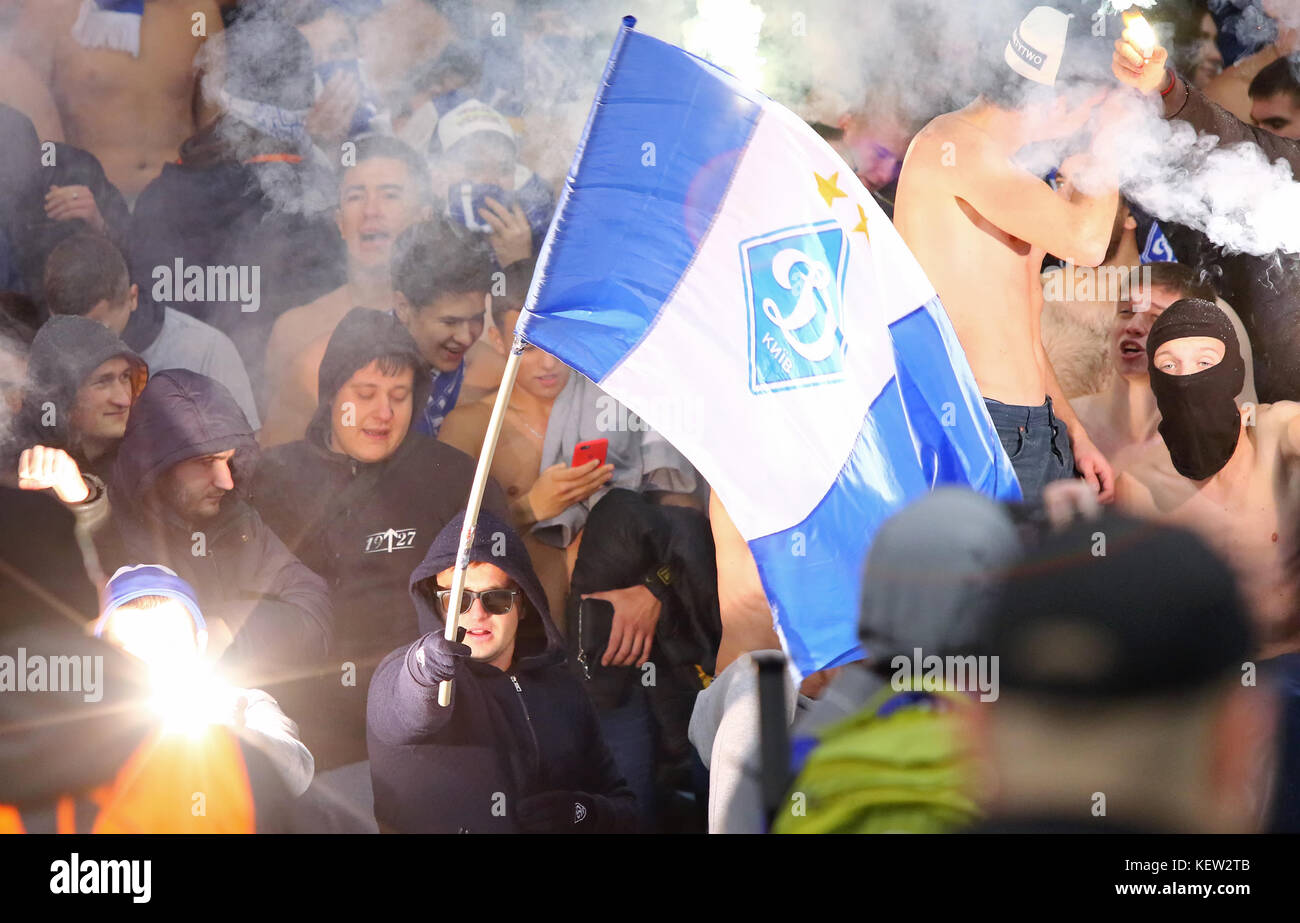 Kiev, Ukraine. 22nd October, 2017. FC Dynamo Kyiv ultras (ultra ...