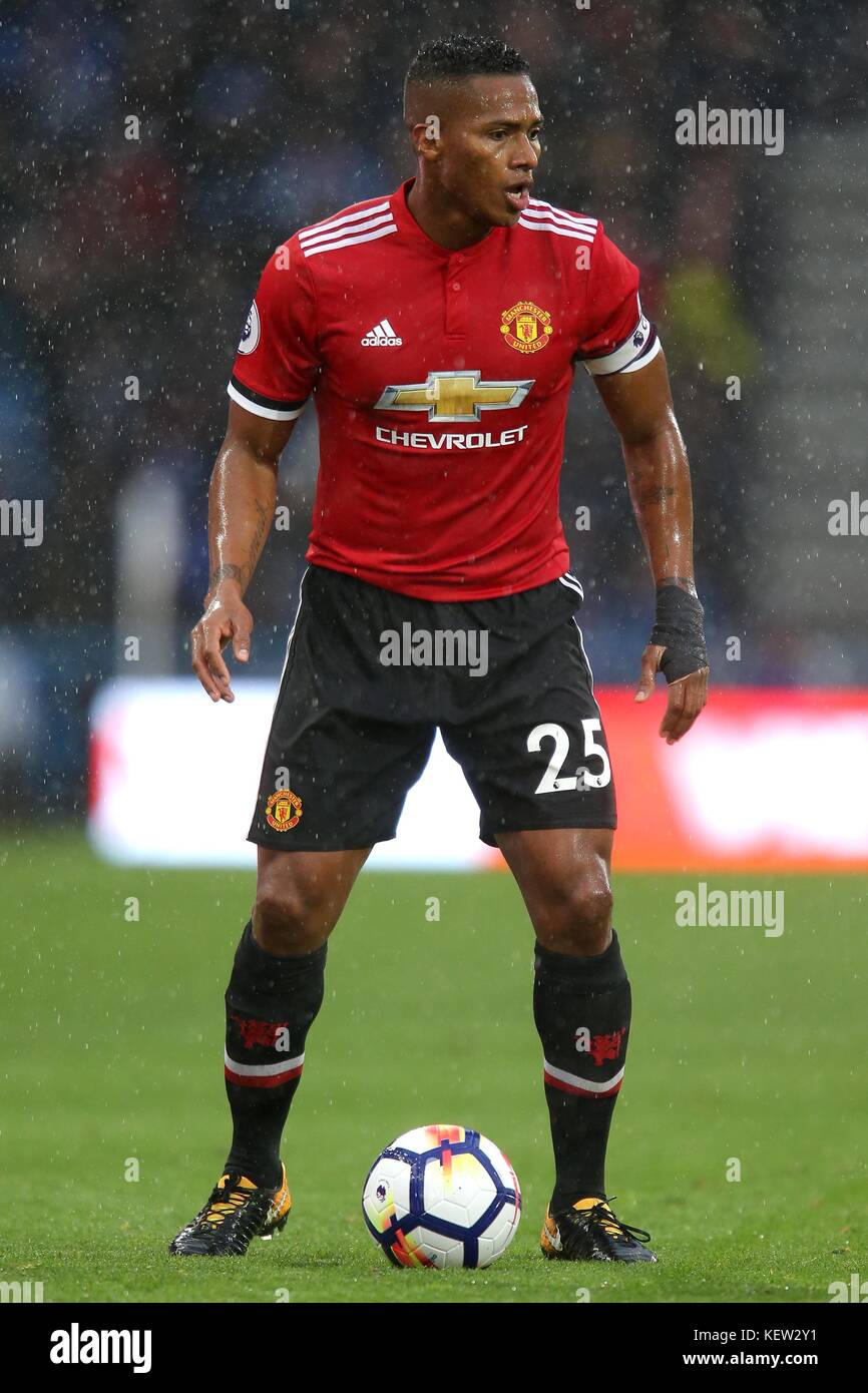 ANTONIO VALENCIA MANCHESTER UNITED FC PREMIER LEAGUE, HUDDERSFIELD TOWN ...
