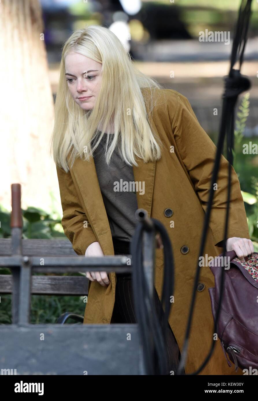 Derek tv series hi-res stock photography and images - Alamy