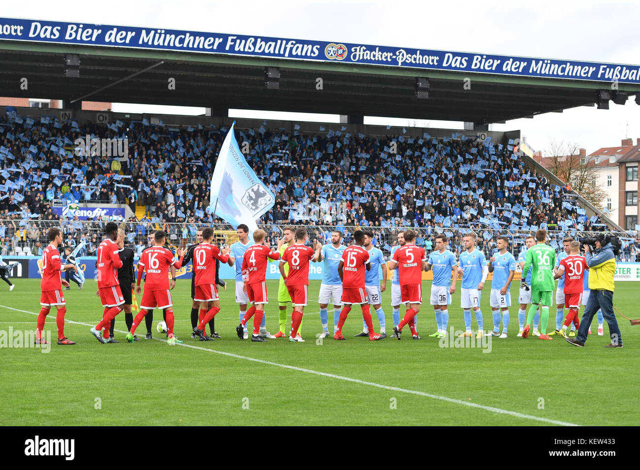 Begruessen hi-res stock photography and images - Alamy