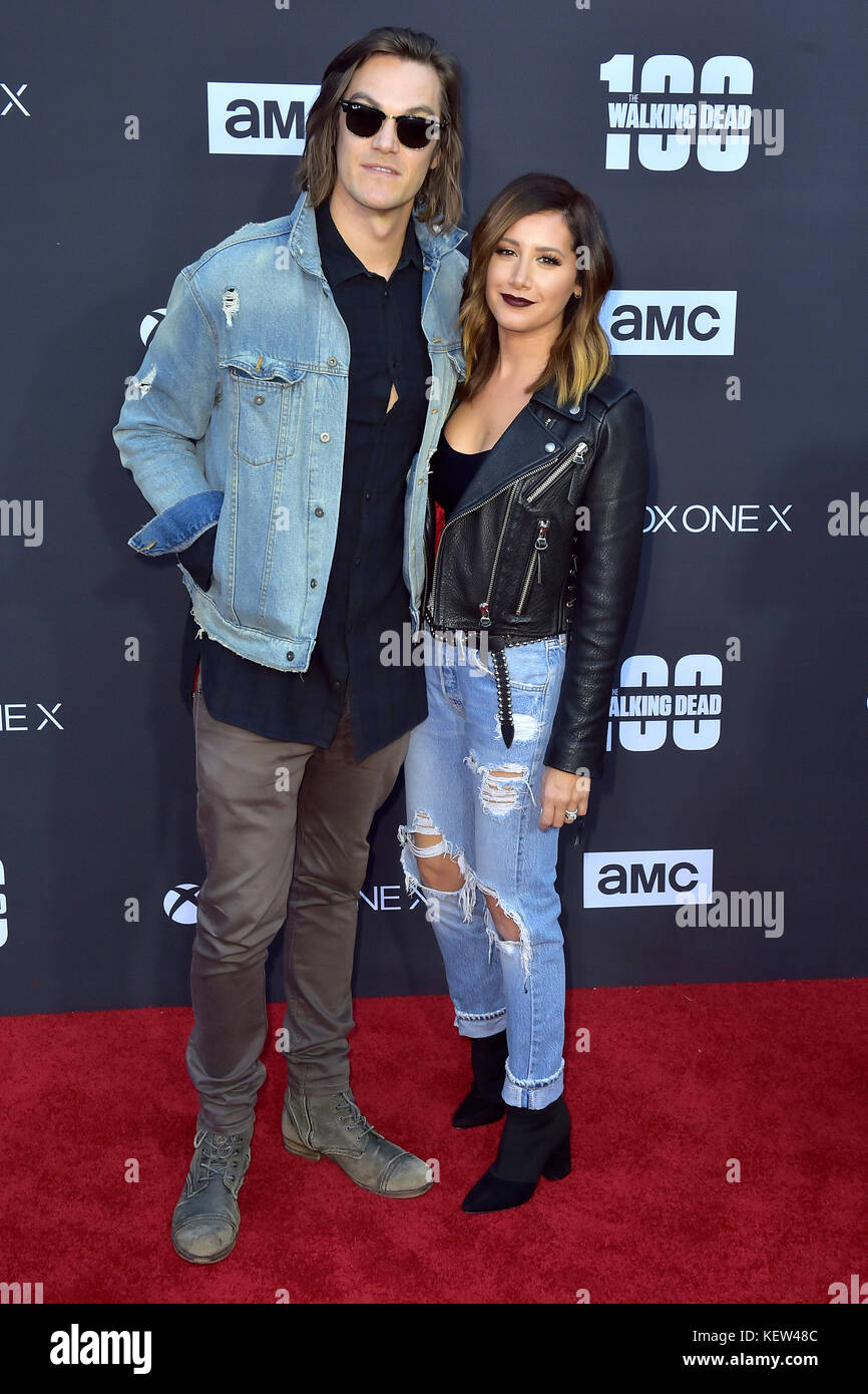 Los Angeles, USA. 22nd Oct, 2017. Christopher French and his wife ...