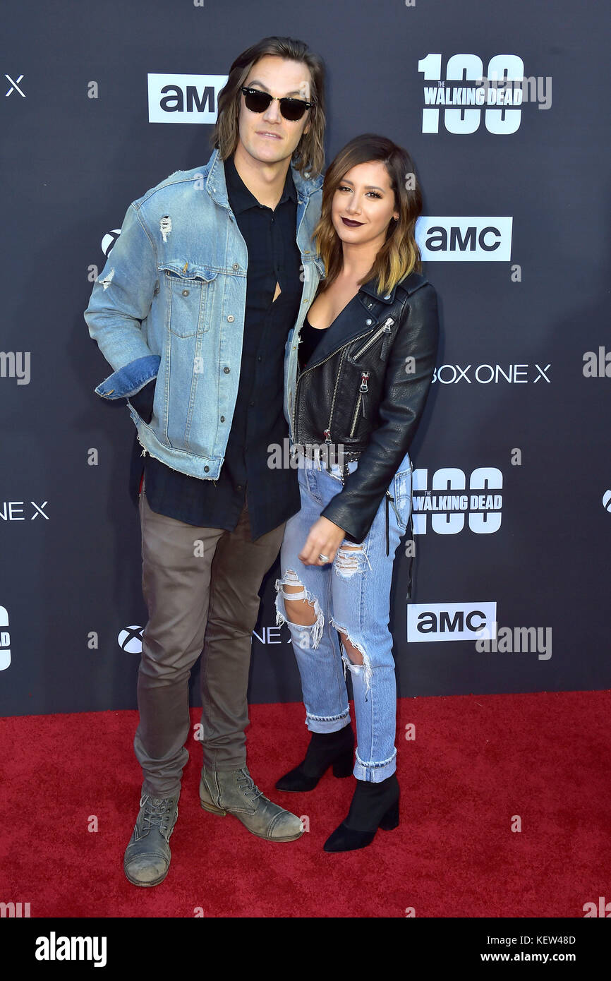 Los Angeles, USA. 22nd Oct, 2017. Christopher French and his wife ...