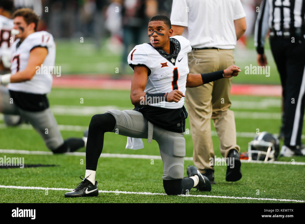 Lubbock, Texas, USA. 30th Sep, 2017. Oklahoma State Cowboy wide ...