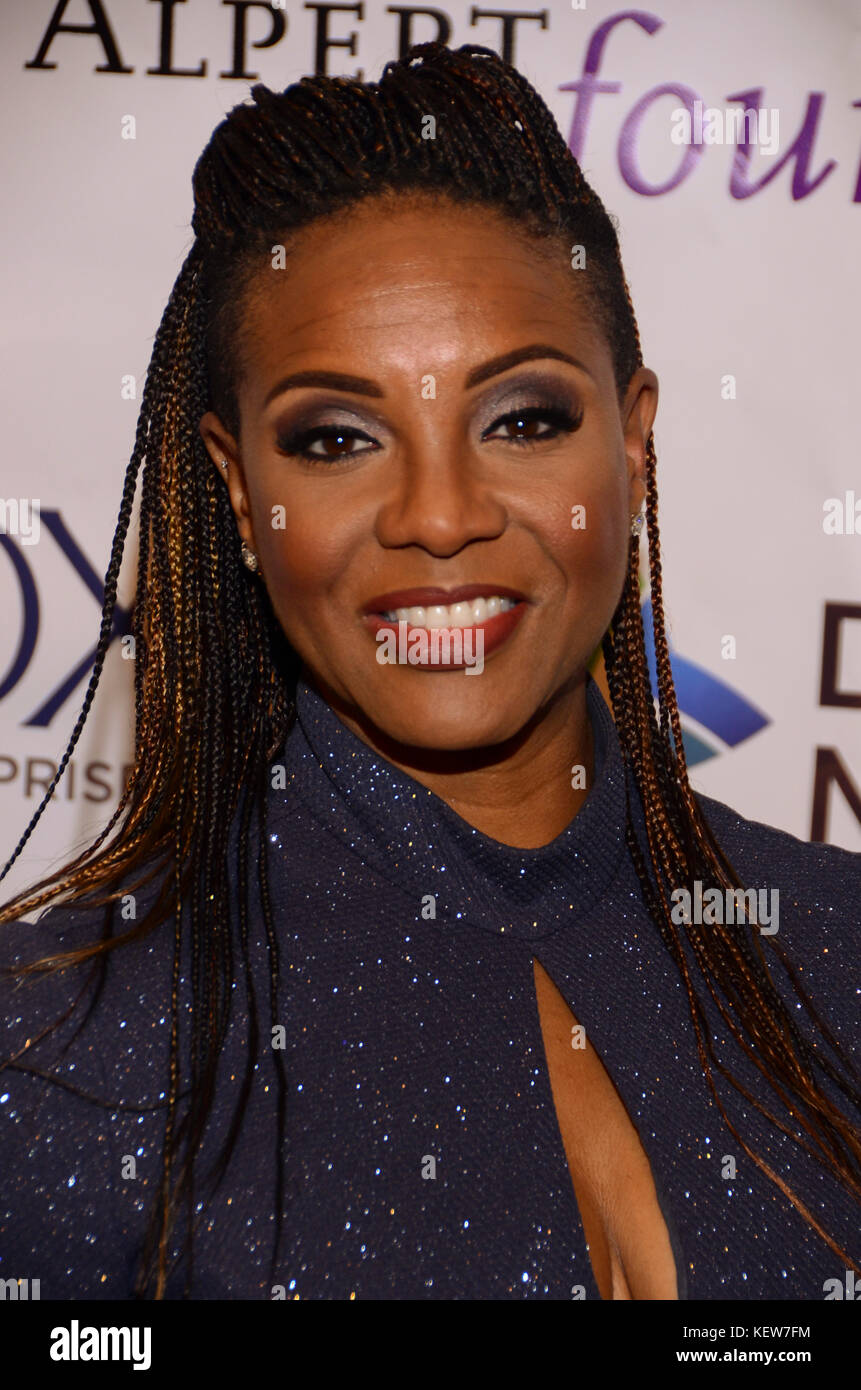 New York, NY, USA. 23rd Oct, 2017. Rapper MC Lyte attends the Harlem ...