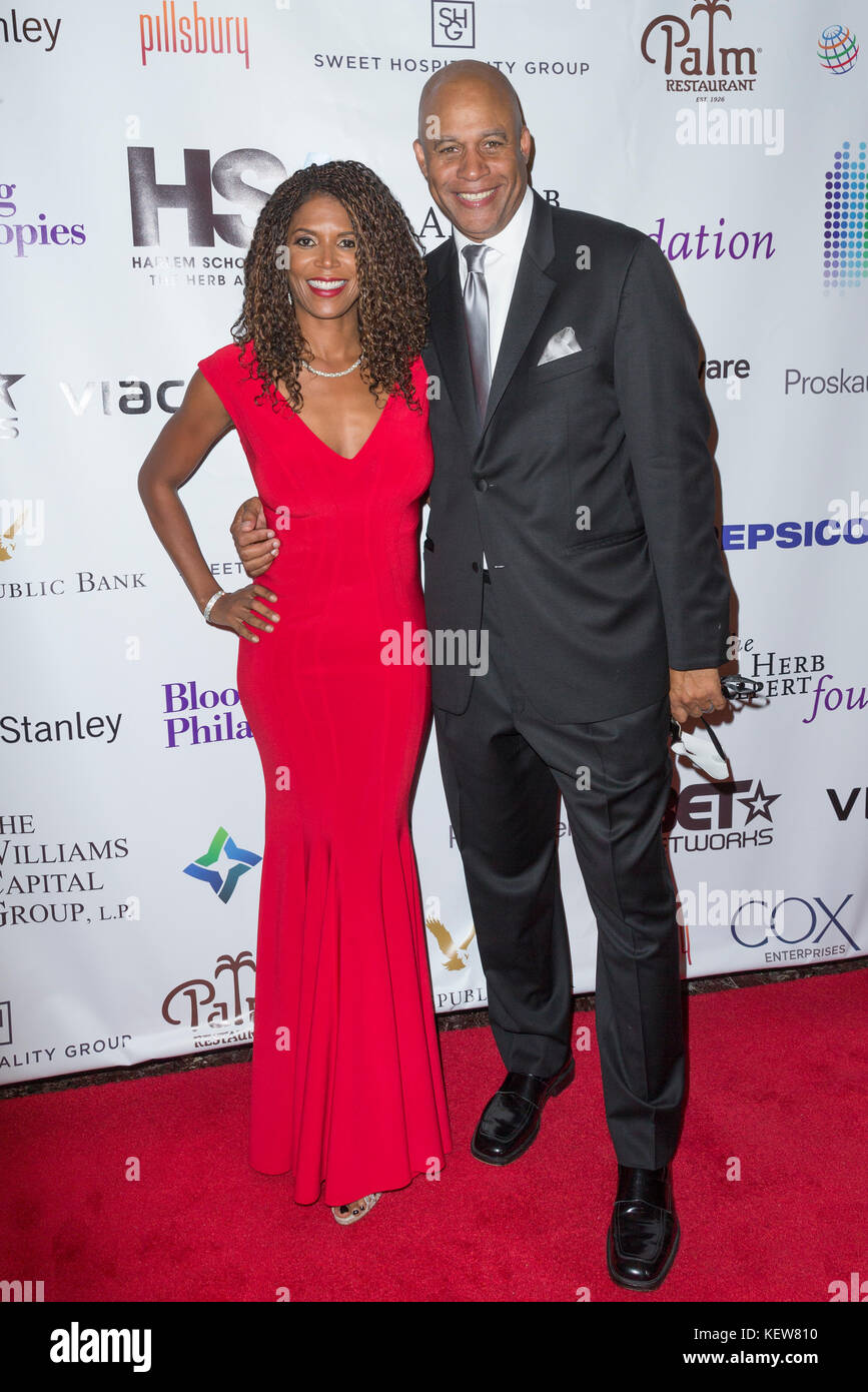 Eric pryor and monique pryor hi-res stock photography and images - Alamy