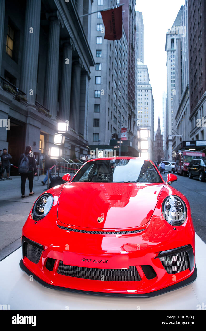 New York, USA. 23rd Oct, 2017. Gabrielle's Angel Foundation's Angel ...