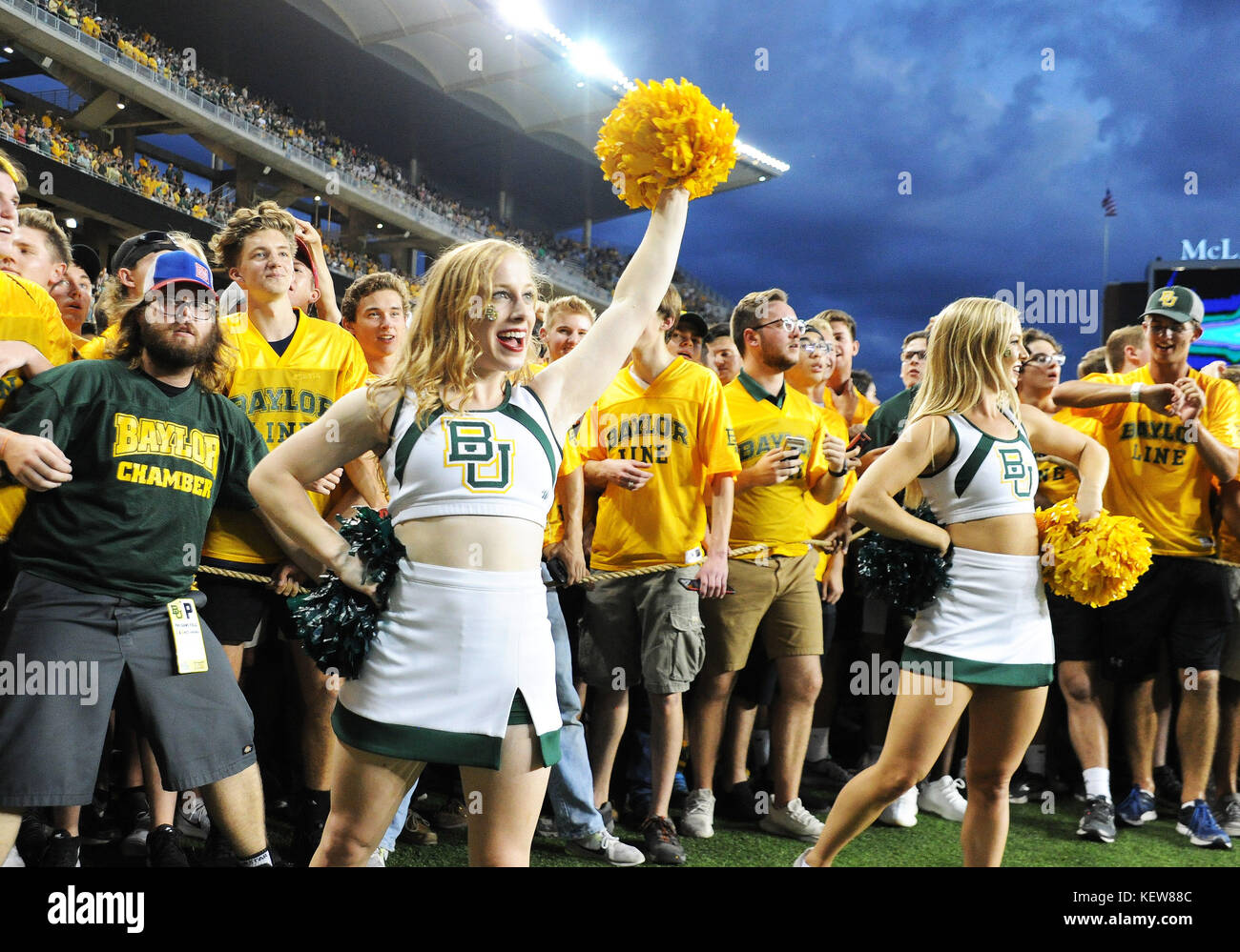 Waco, Texas, USA. 21st Oct, 2017. Baylor Bears students and ...