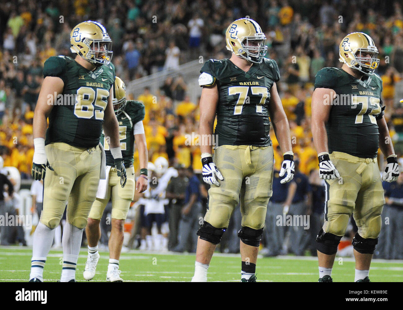 Waco, Texas, USA. 21st Oct, 2017. Baylor Bears tight end Jordan ...