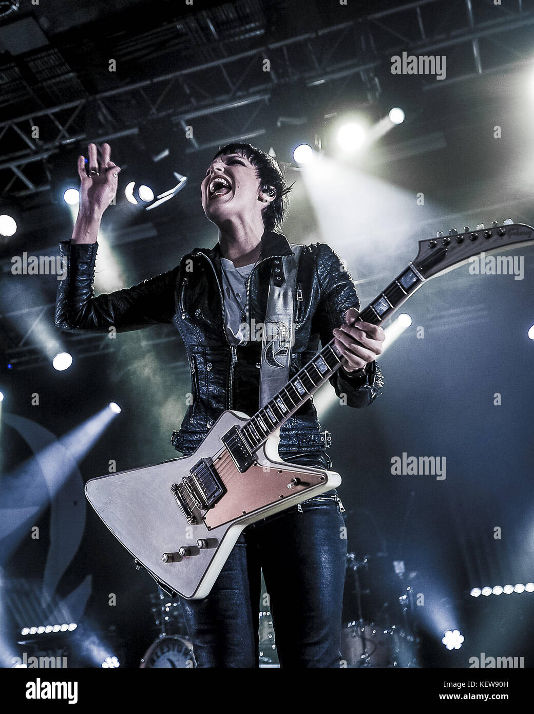 Halestorm live concerts hi-res stock photography and images - Alamy