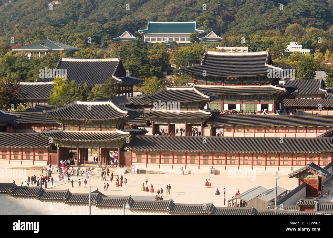 The Blue House, Oct 23, 2017 : The executive office and official ...