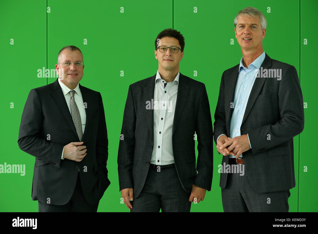 Heroldsberg, Germany. 24th Oct, 2017. L-R: Martin Reim, Sebastian ...
