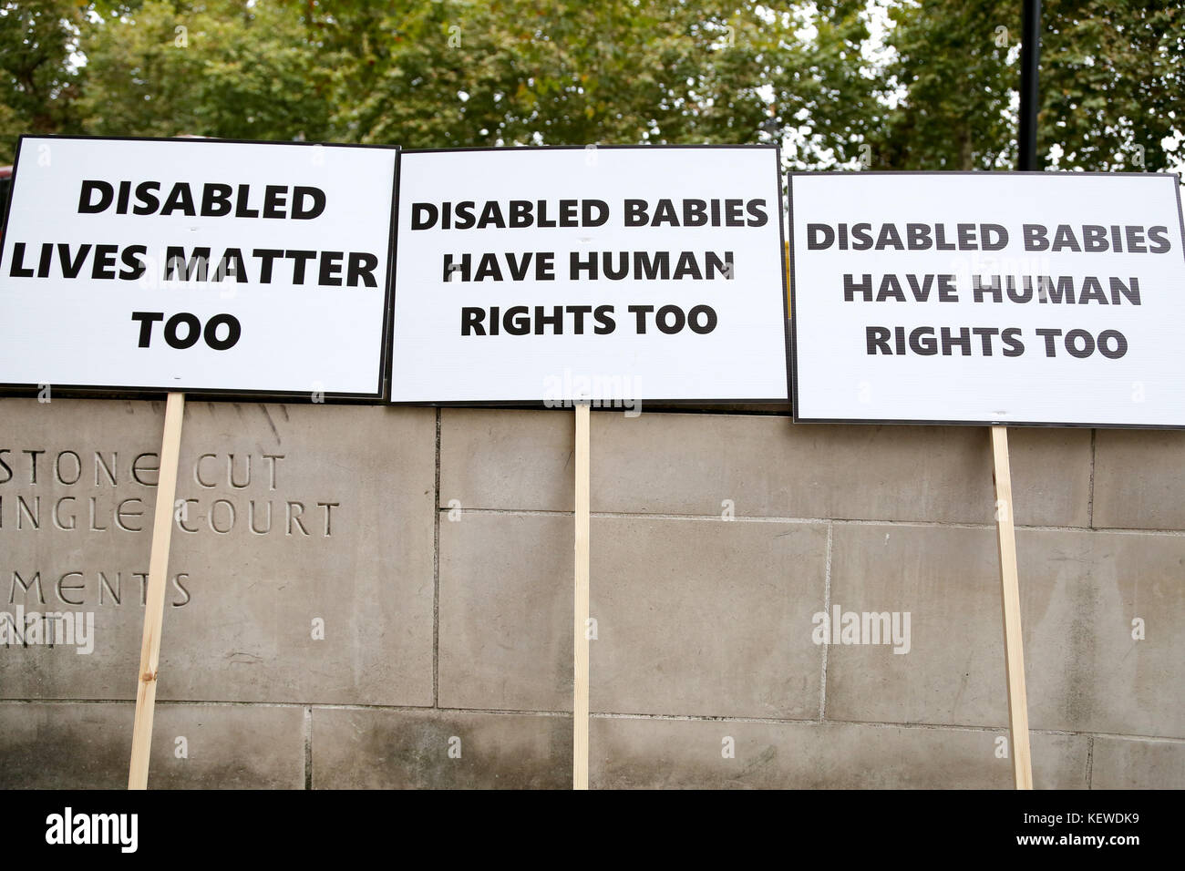 Human rights breach hi-res stock photography and images - Alamy