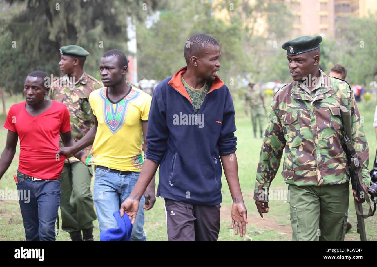 Nairobi, Nairobi County, Kenya. 24th Oct, 2017. Anti-riot police firing ...