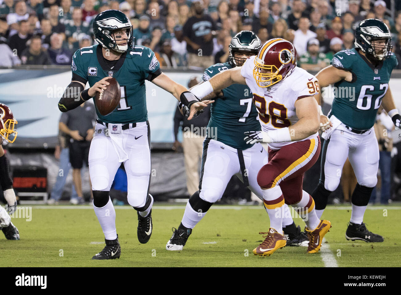 October 23, 2017: Philadelphia Eagles quarterback Carson Wentz (11 ...