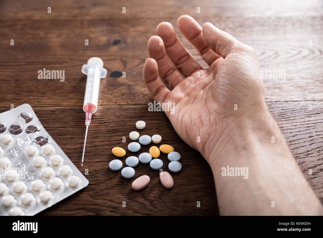 Intravenous drug abuse hi-res stock photography and images - Alamy