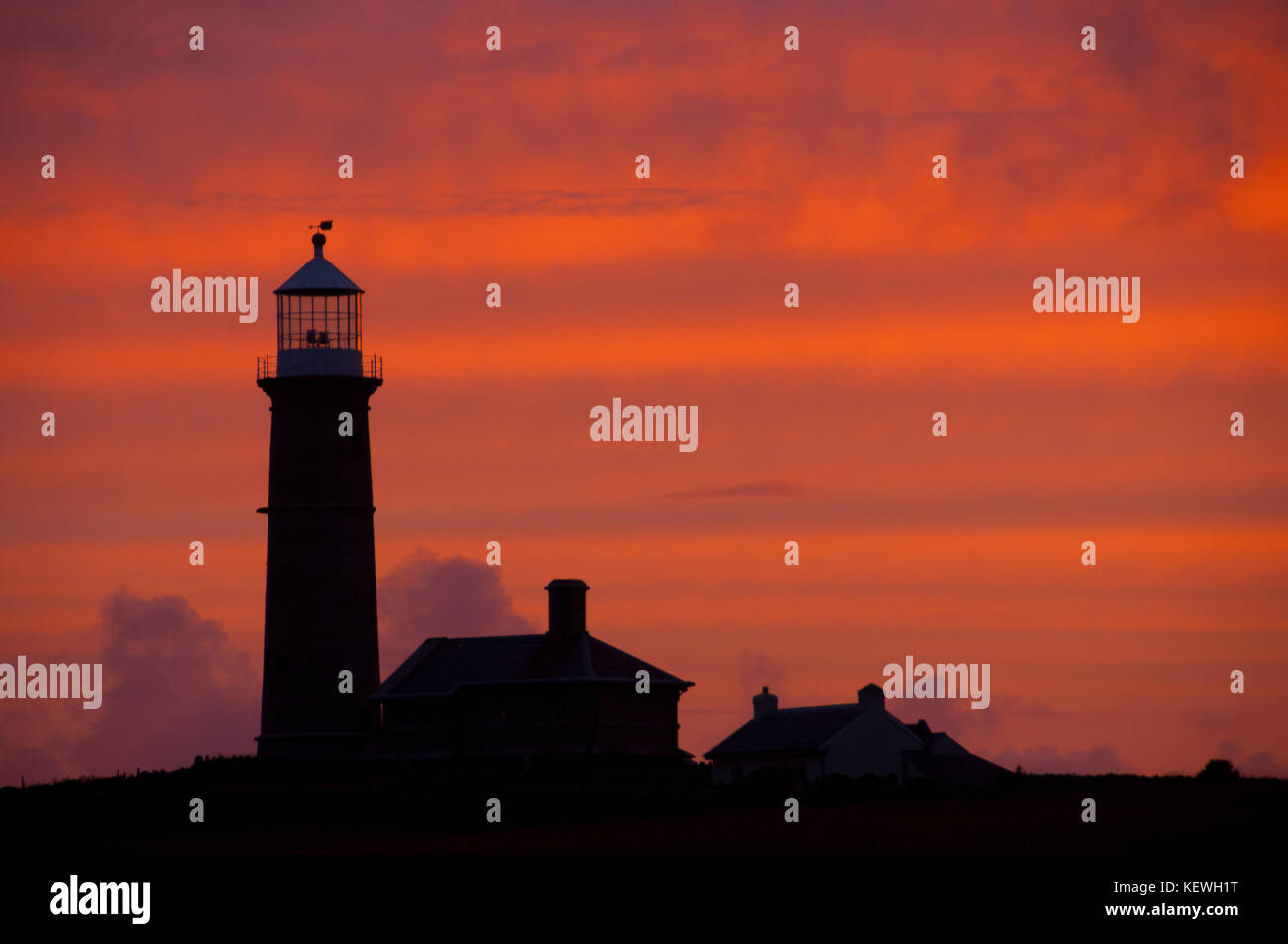 Lundy island lighthouse hi-res stock photography and images - Alamy