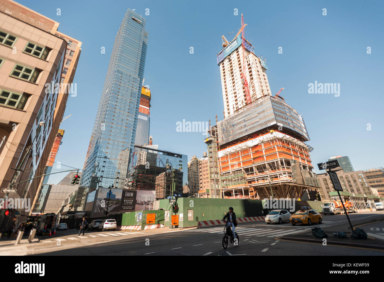 Construction in and around the Hudson Yards development, including ...