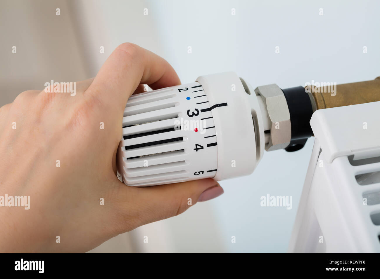 Radiator thermostat valve hi-res stock photography and images - Alamy